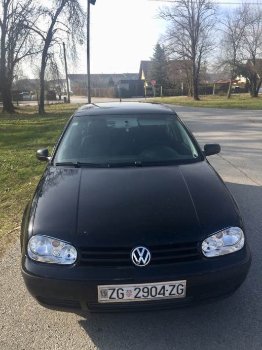 Prodajem VW golf IV 1,9 TDI, 2002.godina, prva vlasnica., 2002 god.