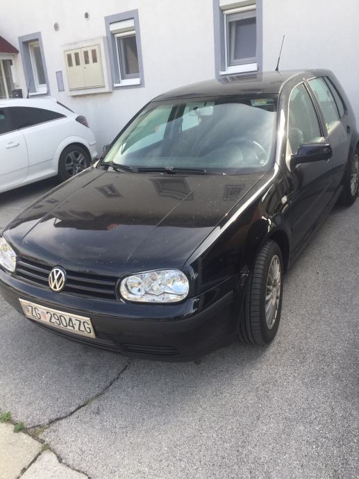 Prodajem VW golf IV 1,9 TDI, 2002.godina, prva vlasnica., 2002 god.