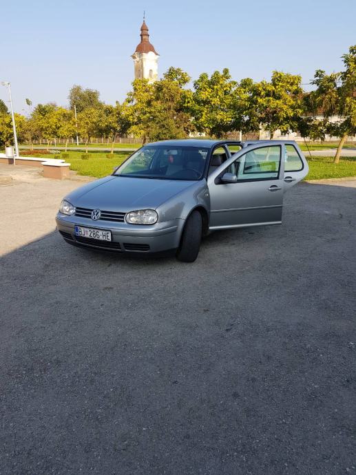 VW Golf IV 1,9 TDI 96 Kw, Higline, 5 vrata izvrsno stanje 6 brzina ...