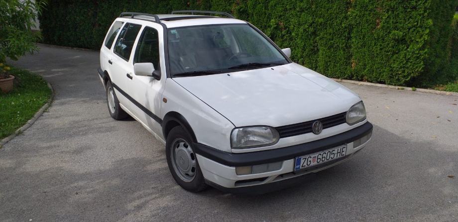 VW Golf IV Variant karavan, 1998 god.