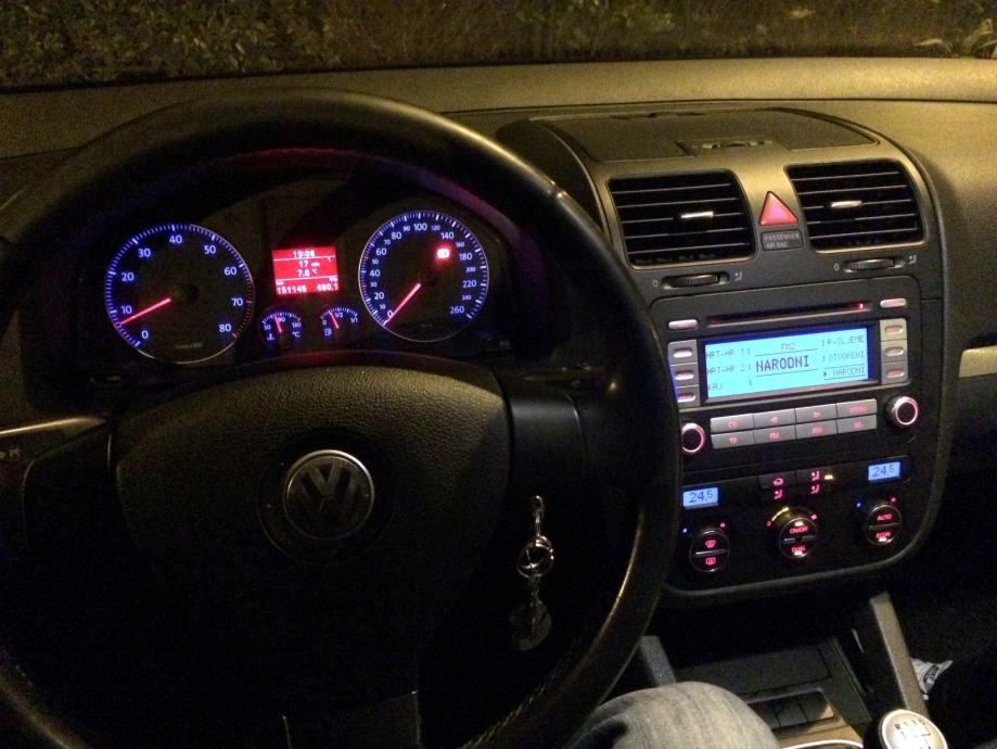 VW Golf V 1,6 mult-lock, prvi vl., izvrsno održavan, svi rač. servisa ...