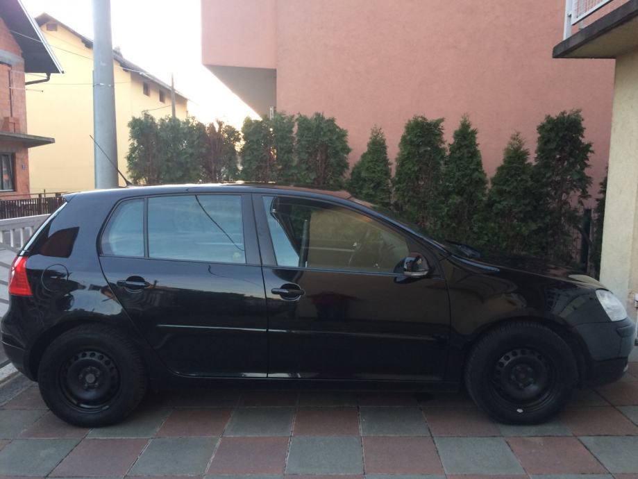VW Golf V 1,6 mult-lock, prvi vl., izvrsno održavan, svi rač. servisa ...