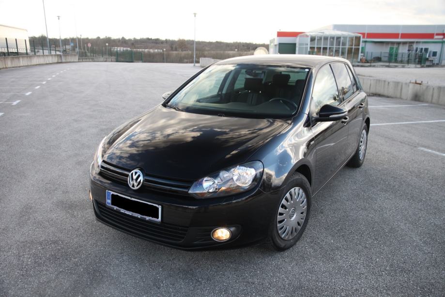 VW Golf VI Match, Full servisna, reg. 10/17 - REZERVIRANO, 2012 god.
