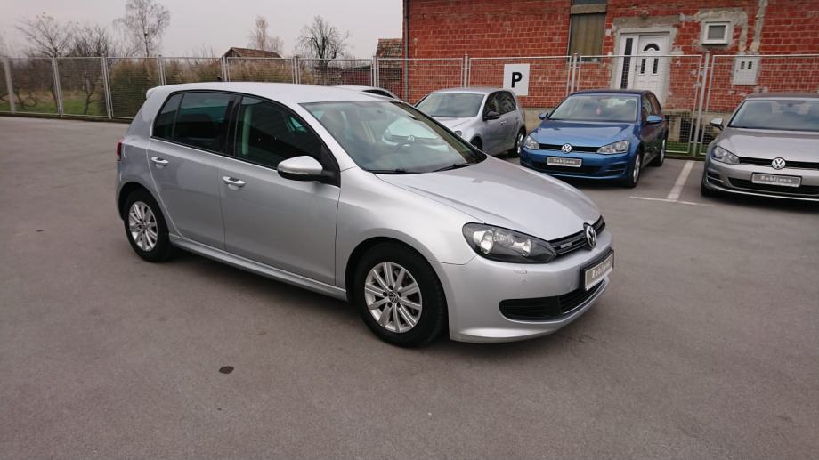 VW Golf VI 1,6 TDI 2011.GOD. R-LINE,24,066KN*3 RATE, 2011 god.