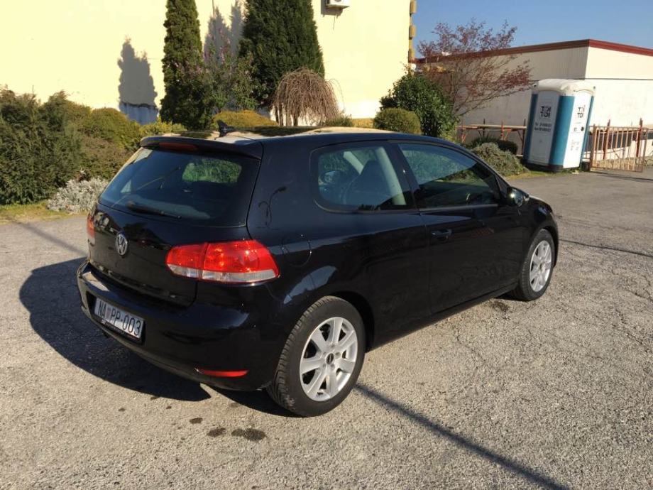 VW Golf VI 1,6 TDI BLUEMOTION, 2010 god.