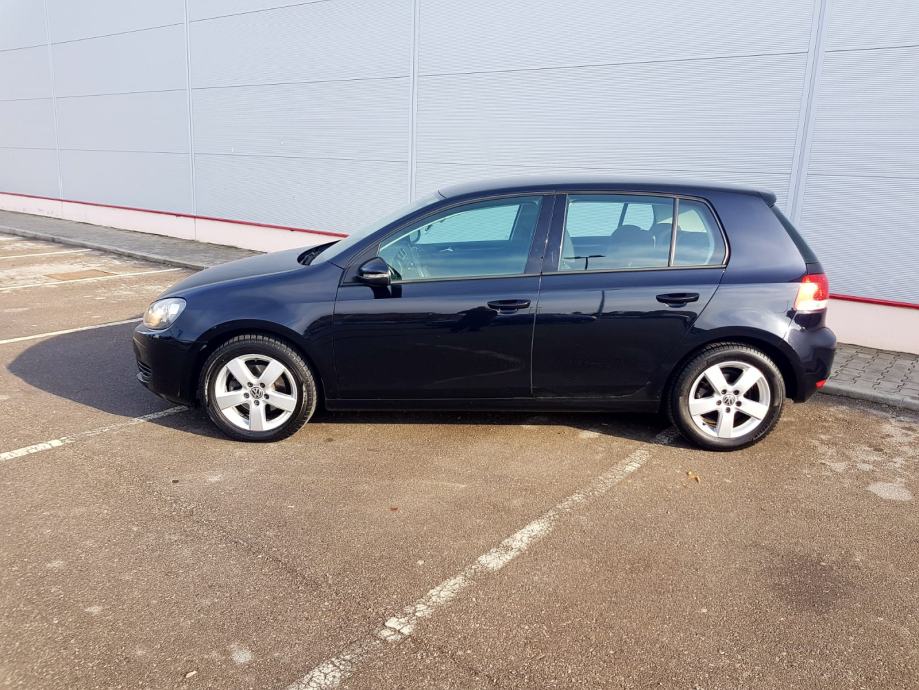 VW Golf VI 1,6 TDI-BLUEMOTION-COMFORTLINE-!!!!, 2012 god.