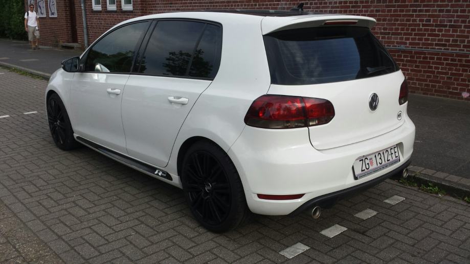 VW Golf VI 1,6 TDI ** R - Line ** , 2010 god.