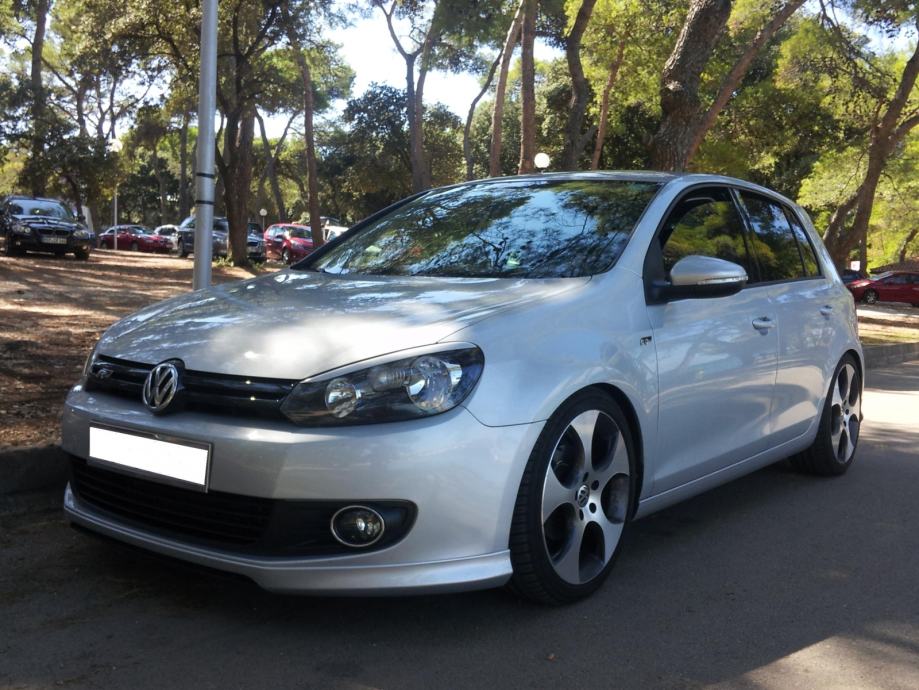 VW Golf VI R LINE 41000 km , PRVI VLASNIK, 2011 god.