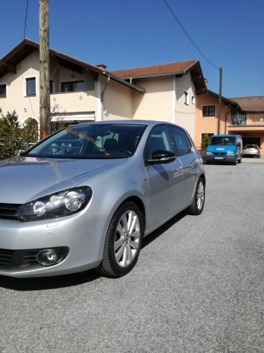 VW Golf VI, MATCH 1,6 TDI, 116000 km, full, set zimskih guma s felgama ...