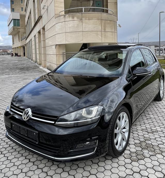VW GOLF VII 2.0 TDI • HIGHLINE • PANORAMA , XENON ,LED ,R17 , MF VOLAN ...