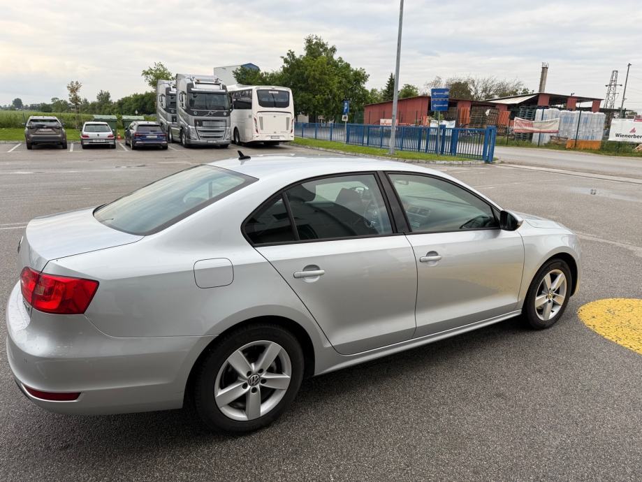 VW Jetta 2,0 TDI Rabbit 13g reg 5/2026 HR auto, na ime kupca prodajem ...