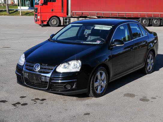 VW Jetta 2.5 TFSI automatic(model za usa) 43.000km!!! Top stanje ...