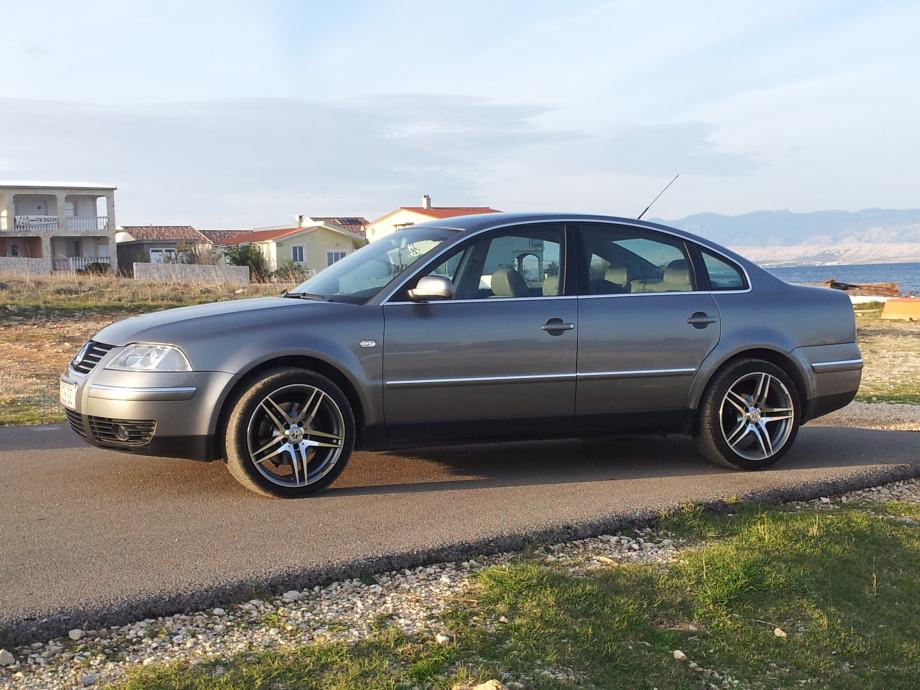 VW Passat 2,3 V5, 2002 god.