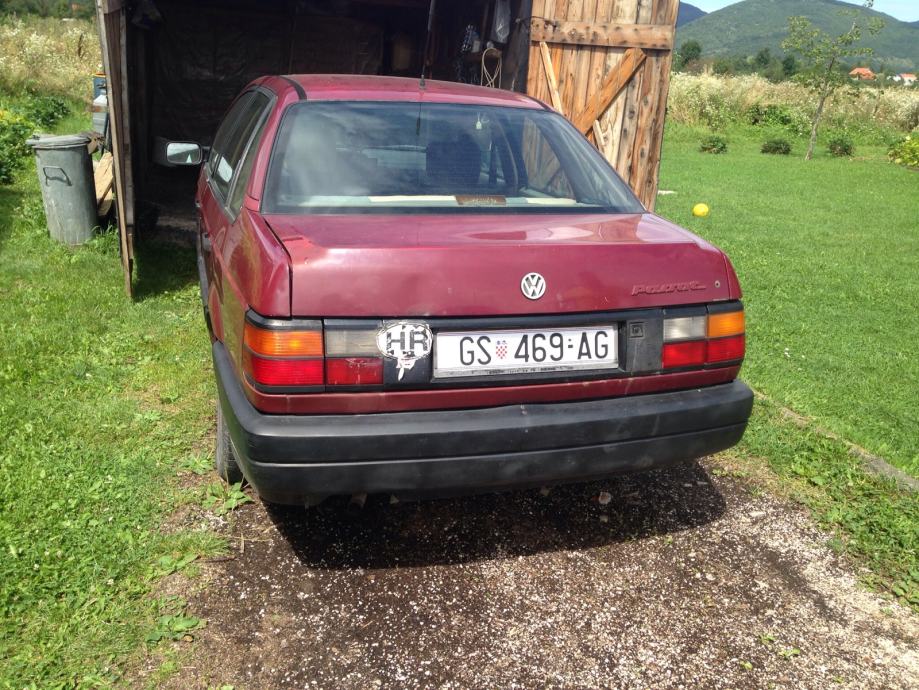 VW Passat CL HITNO !!, 1989 god.
