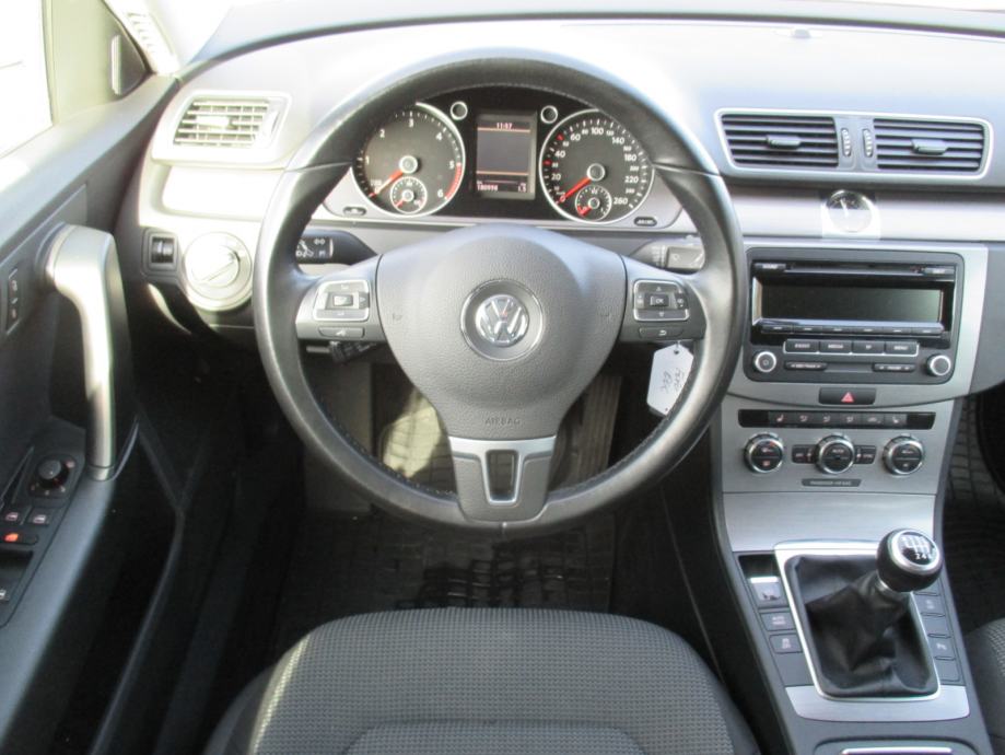 VW Passat Variant 2,0 TDI BMT comfo xenon led gri sje tempo alu, 2012 god.