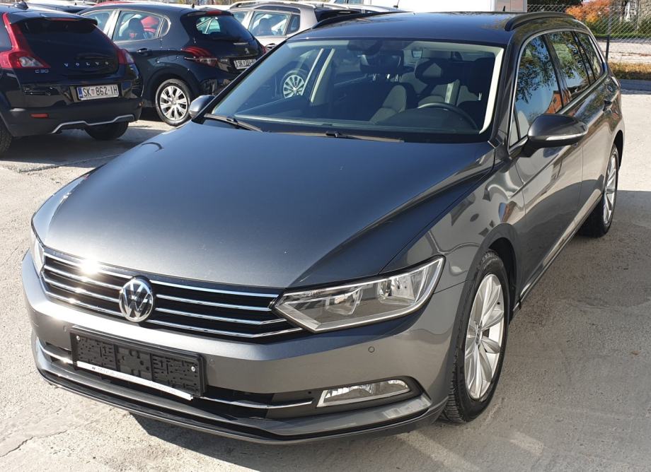 VW Passat Variant 1,6 TDI BMT DSG Highline, model 2016. sa prijepisom ...