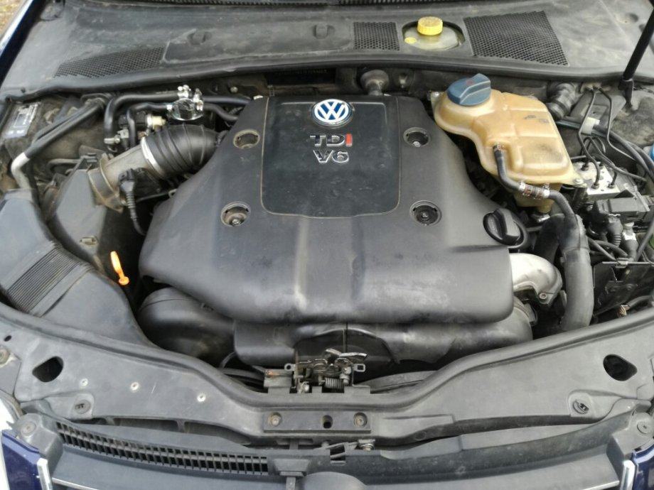 VW Passat Variant 2,5 V6 TDI automatik, 2001 god.