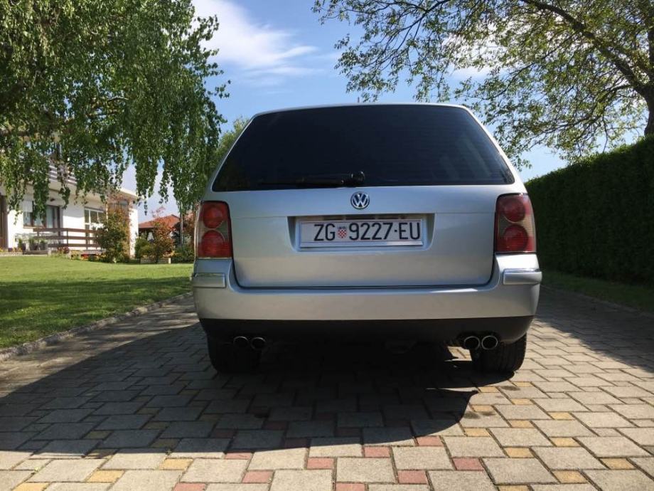 VW Passat Variant 4,0 W8 automatik, 2002 god.