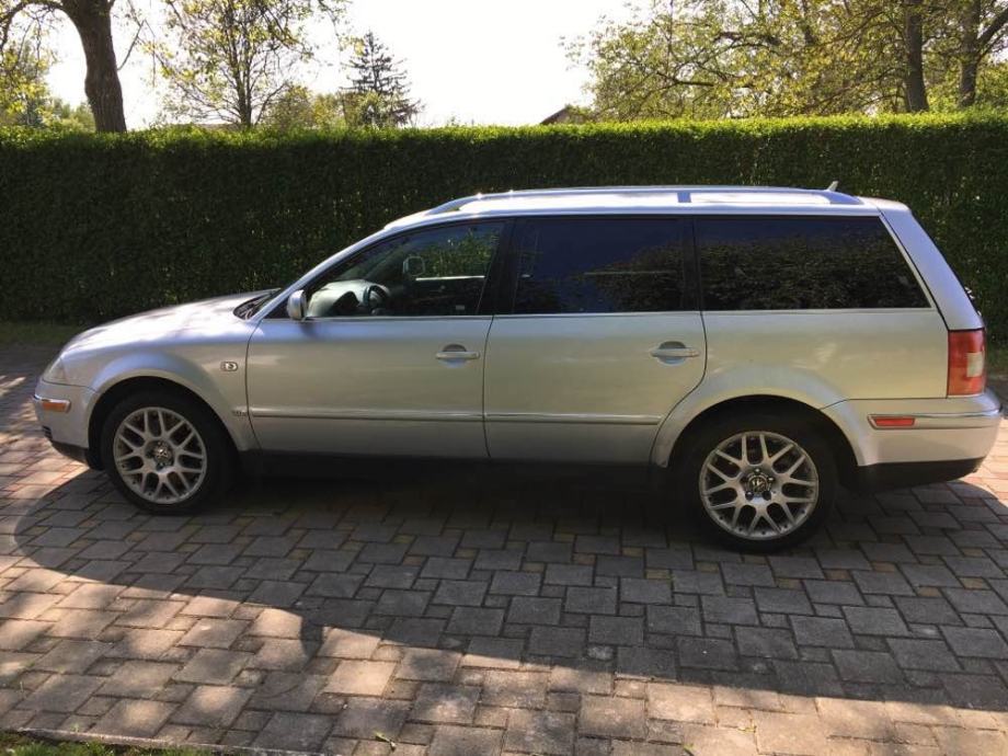 VW Passat Variant 4,0 W8 automatik, 2002 god.