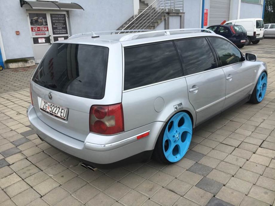 VW Passat Variant 4,0 W8 automatik, 2002 god.