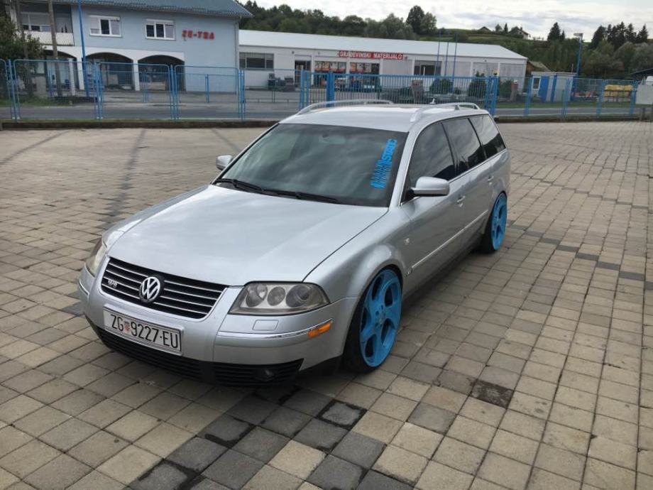 VW Passat Variant 4,0 W8 automatik, 2002 god.