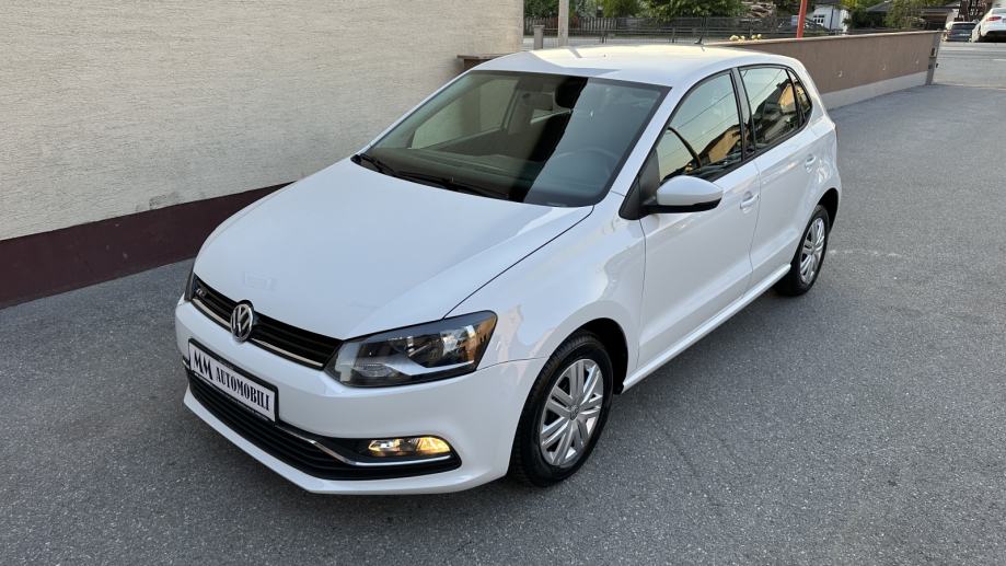 VW Polo 1,0 55KW,mod.2015.god.SAMO 37100 km!KLIMA,JAMSTVO!VISA 36/rata ...