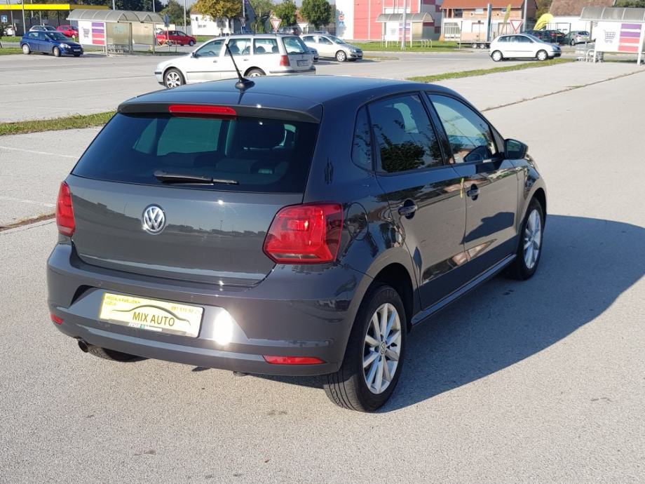 VW Polo TDI 2015 GODINA NAVI ***38000*** TKM PRESAO NA IME TOP AUTO ...