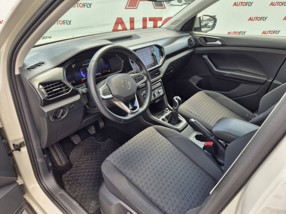 VW T-Cross 1.0 TSI BMT Life, Virtual, PDC, Tempomat, HR auto, u PDV-u ...