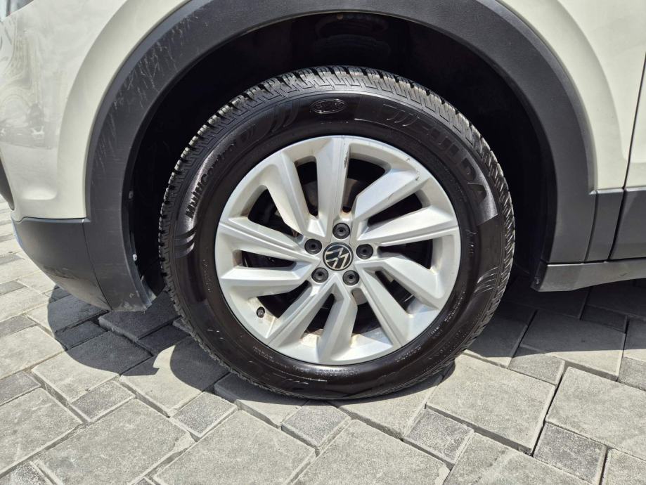 VW T-Cross 1.0 TSI BMT Life, Virtual, PDC, Tempomat, HR auto, u PDV-u ...