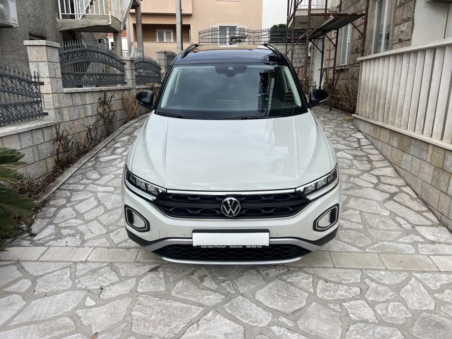 VW T-Roc 1,5 TSI AUTOMATIC, 2022 god.