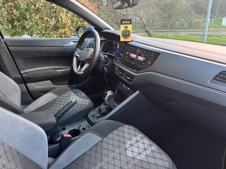 VW Taigo 1,5 TSI*DSG* R- line* Led*Ambijentalno*, 2023 god.