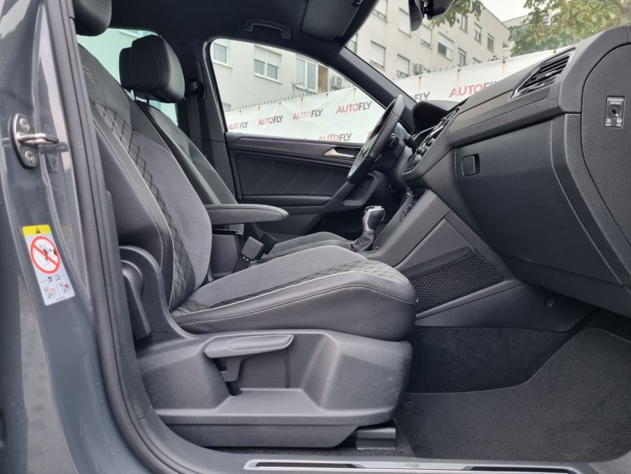 VW Tiguan 2.0 TDI R-Line 4Motion Facelift, IQ Light, Kamera, ACC, 20 ...