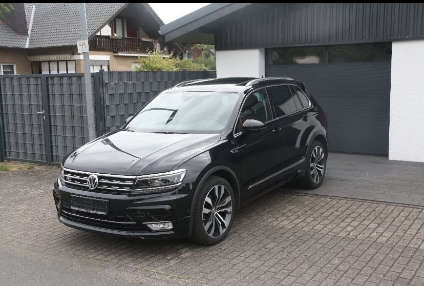 VW TIGUAN 2.0 TDI R-LINE•PANORAMA•DSG•VIRTUAL•LED•ALU 20”•KOŽA FULL ...