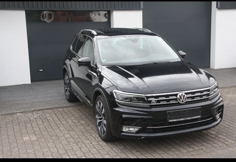 VW TIGUAN 2.0 TDI R-LINE•PANORAMA•DSG•VIRTUAL•LED•ALU 20”•KOŽA FULL ...