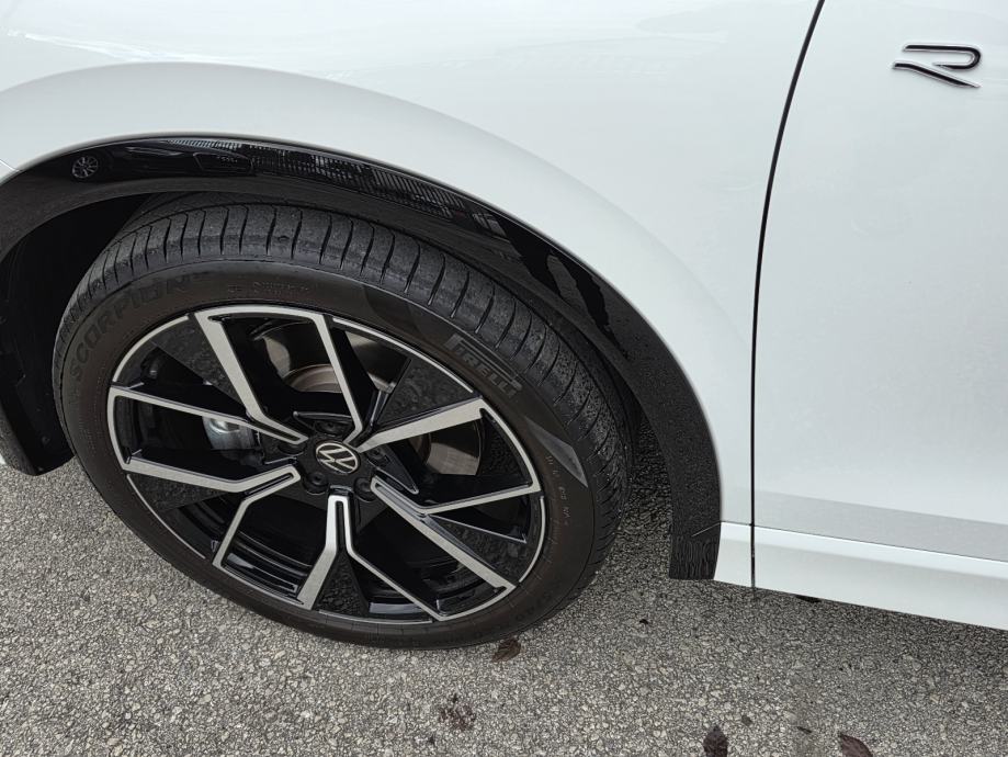 VW Tiguan 2,0TDI DSG R-LINE 4JOY --2025.g.--20.700km--NOVO--, 2025 god.