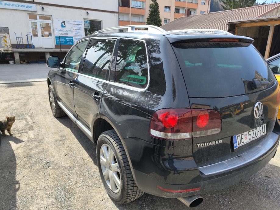 VW Touareg 2,5 R5 TDI NEISPRAVAN MOTOR, 2008 god.