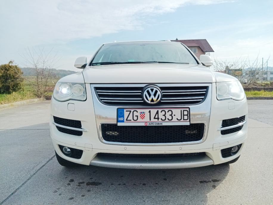 VW Touareg 3,0 V6 TDI R Line . Top stanje . Reg 01/24, 2008 god.