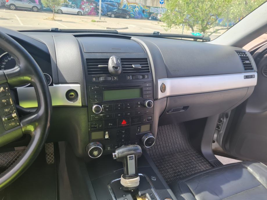 VW Touareg 3,2 V6 LPG, 2004 god.