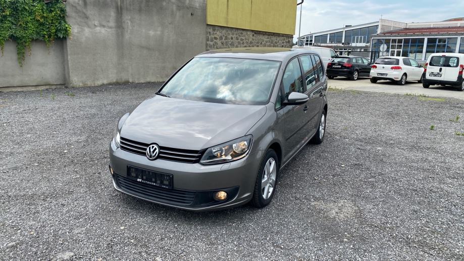 VW Touran 1,6 TDI BLUEMOTION, 2010 god.