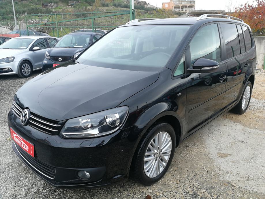 VW Touran 1,6 TDI CUP DSG MOD 2015, 2014 god.