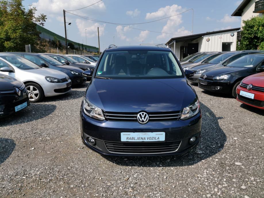 VW Touran LIFE1,6 TDI Panorama,kamera,Navigacija,Tempomat.Odličan ...