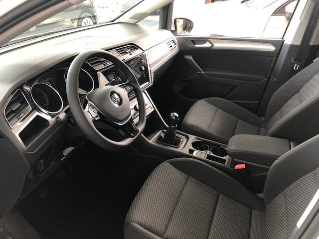 VW Touran R-Line 2,0 TDI, 2018 god.