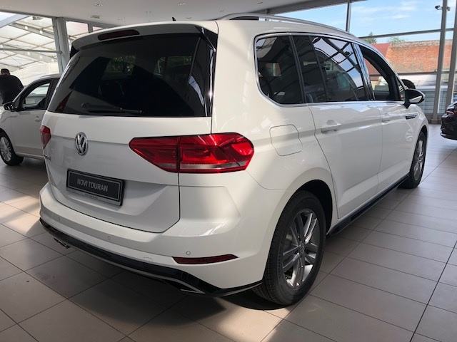 VW Touran R-Line 2,0 TDI, 2018 god.