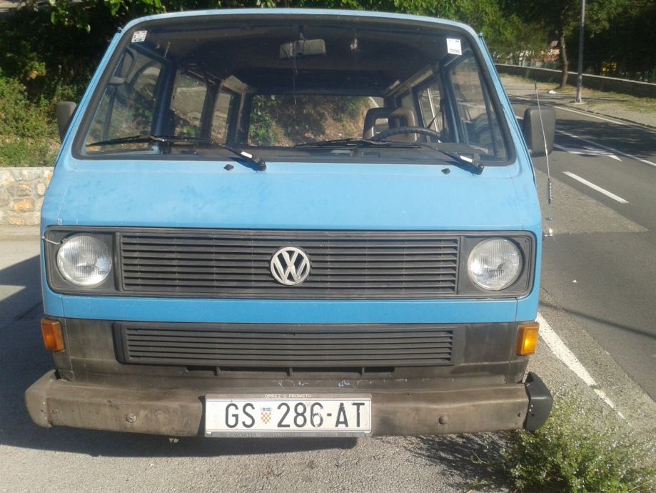 VW Transporter r 04/16 putnički, 1981 god.