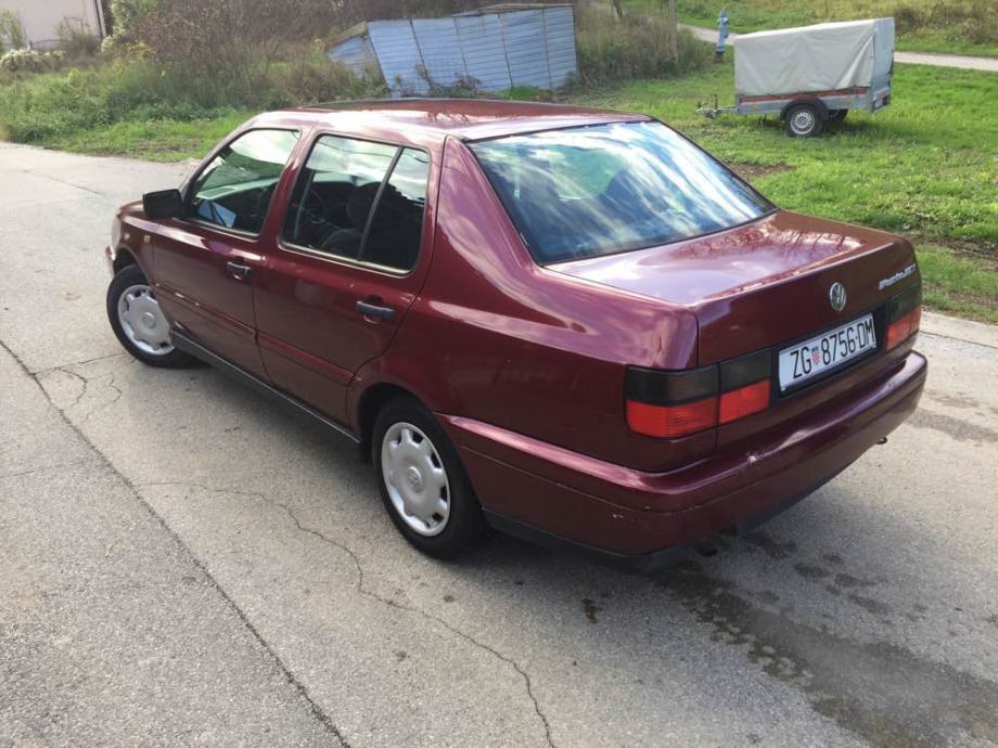 VW Vento 1.8 GLX + Plin (vlasnica 9 god), 1996 god.
