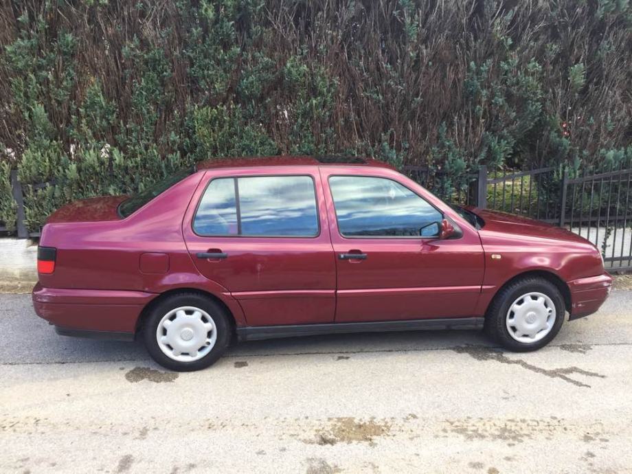 VW Vento 1.8 GLX + Plin (vlasnica 9 god), 1996 god.