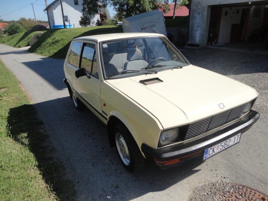 Yugo 45 coral, 1990 god.