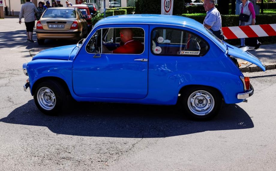 Zastava 850 Fico reg1godinu,Komplet slozen,Ureden Motor Top Stanje ...