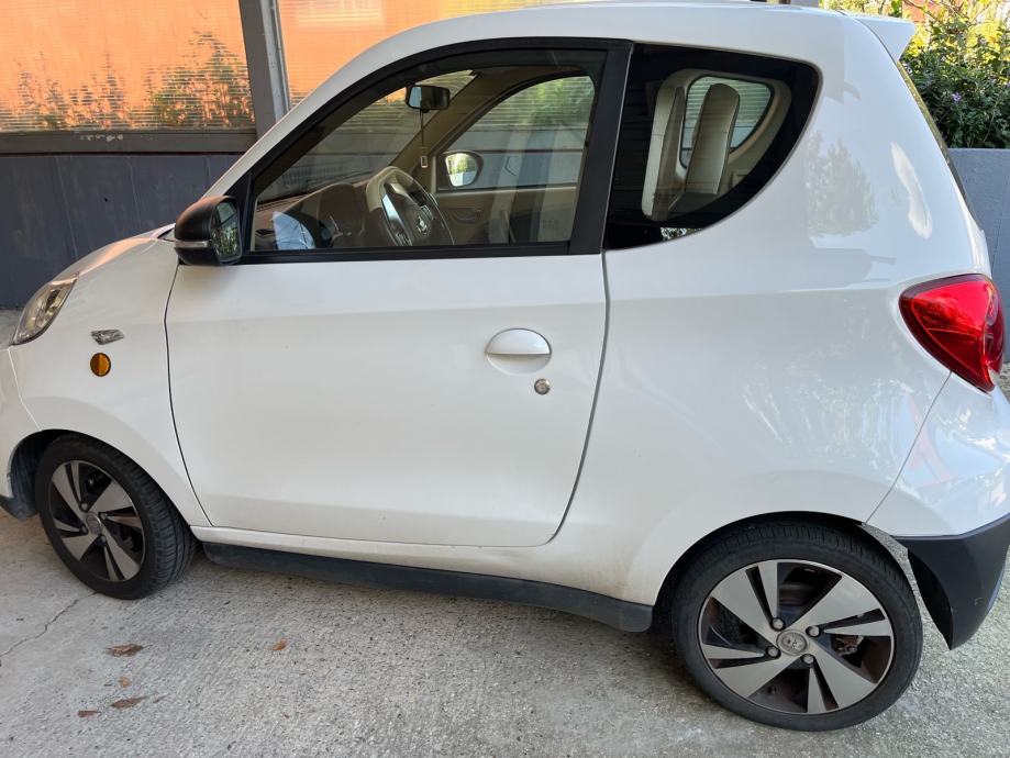 Zhidou D2 Elektricni automatik, 2019 god.