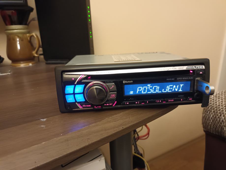 ALPINE autoradio,cd,mp3,aux,Usb,Bluetooth 4x50w